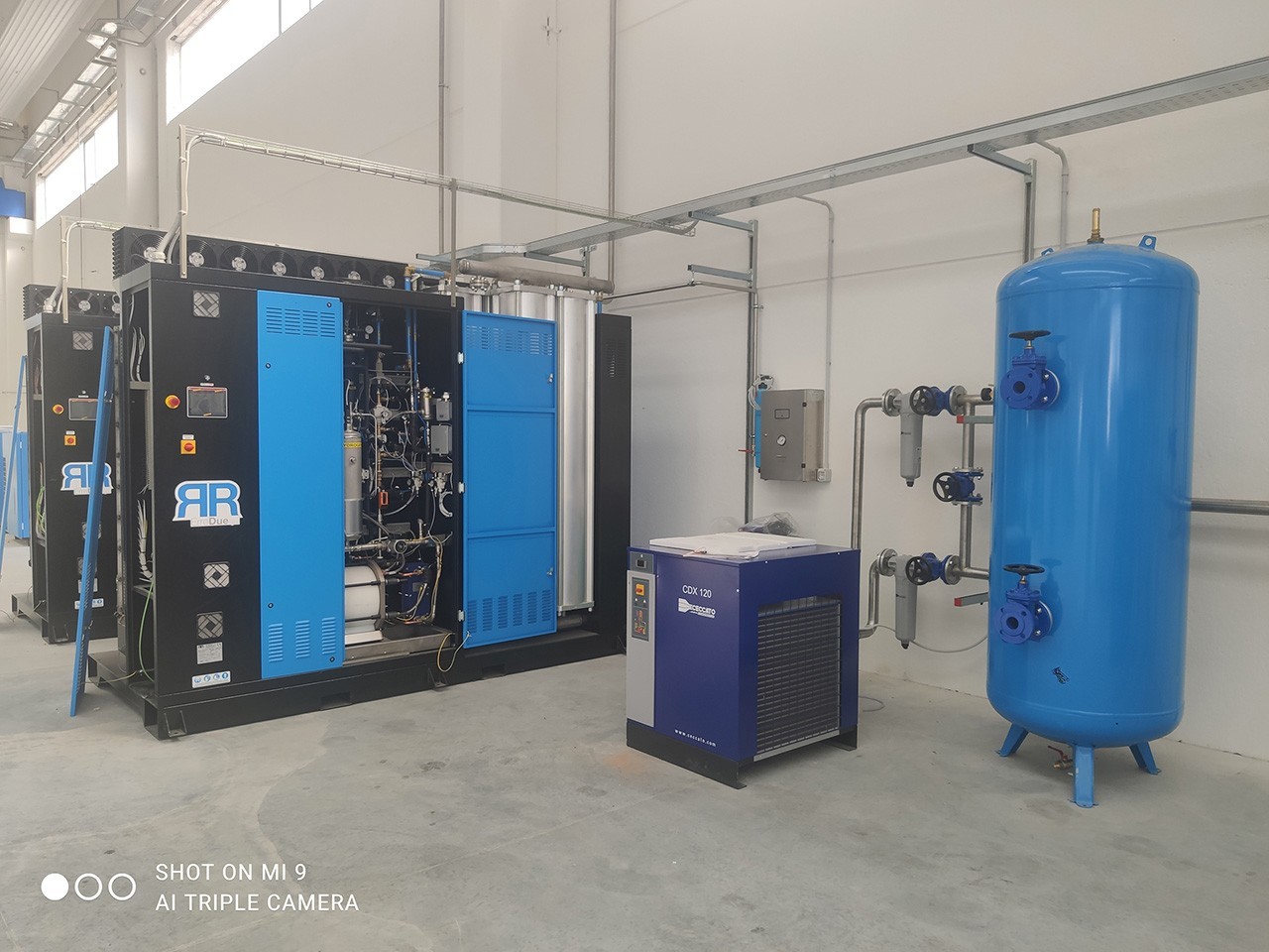 Impianto per la produzione di azoto ultrapuro per taglio laser ...